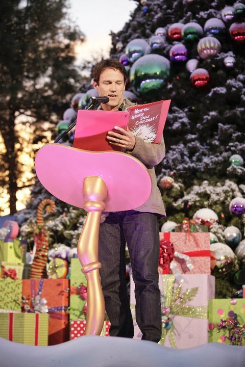 Grinchmas 2010 At Universal Studios Hollywood - We Are Movie Geeks